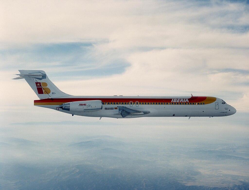 麦道MD-80 / McDonnell Douglas MD-80（第二部分：设计、运营历史、型号）- 中英文维基百科词条，由辽观搬运、翻译 ...