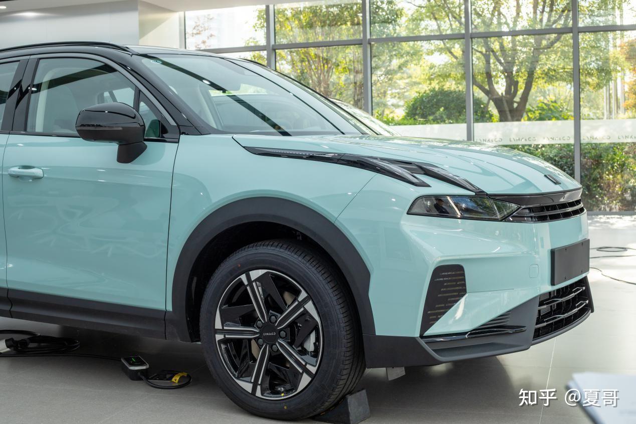 领克 06 EM-P 官图发布，该车型有哪些亮眼设计令你期待？ - 知乎
