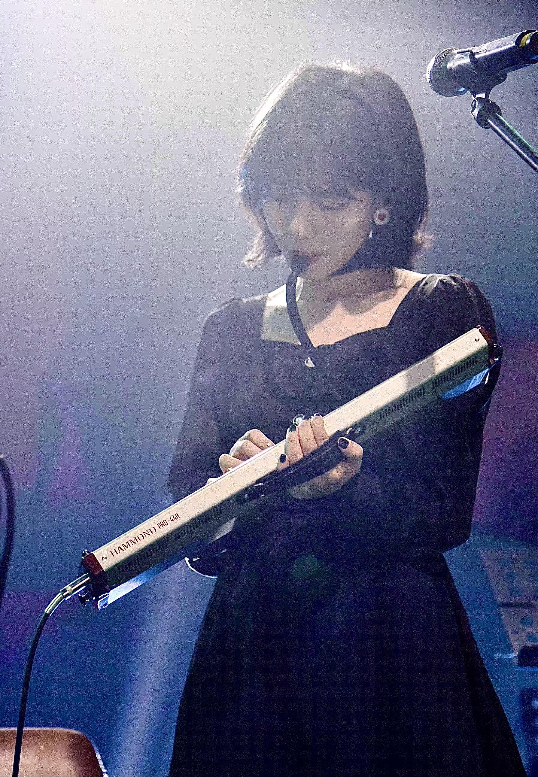 你们怎样评价房东的猫主唱王心怡的颜值呢? - 知乎