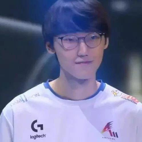 Nuguri太惨了吧,得到S9最菜奖还没完,金敏娜还跟Faker跑了? - 知乎