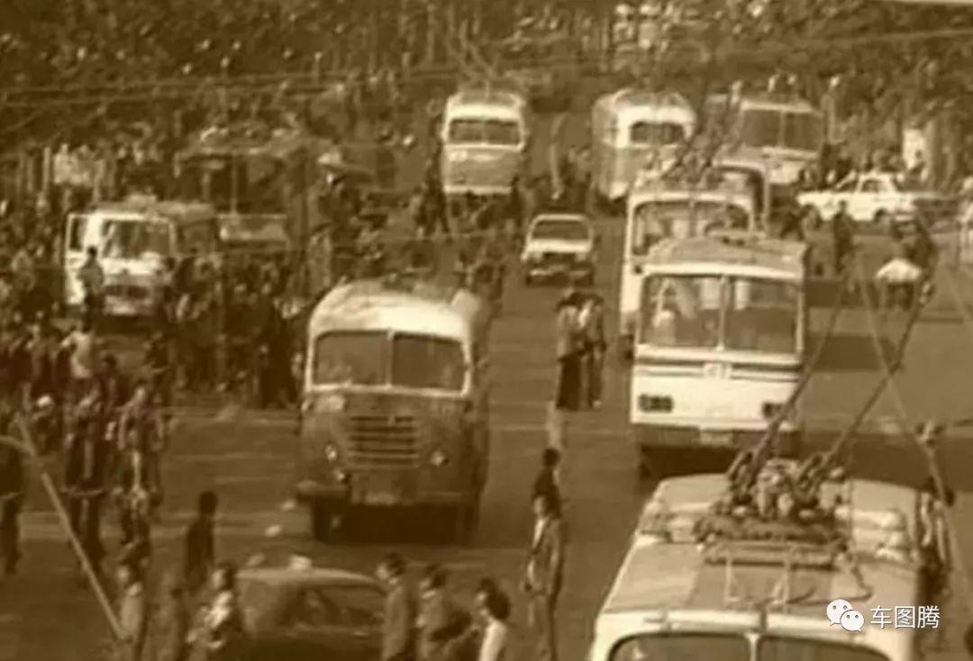 北京汽车工业秘史：井冈山/东方红/中华子弹头/BJ212/BJ130们的前世今生... - 知乎