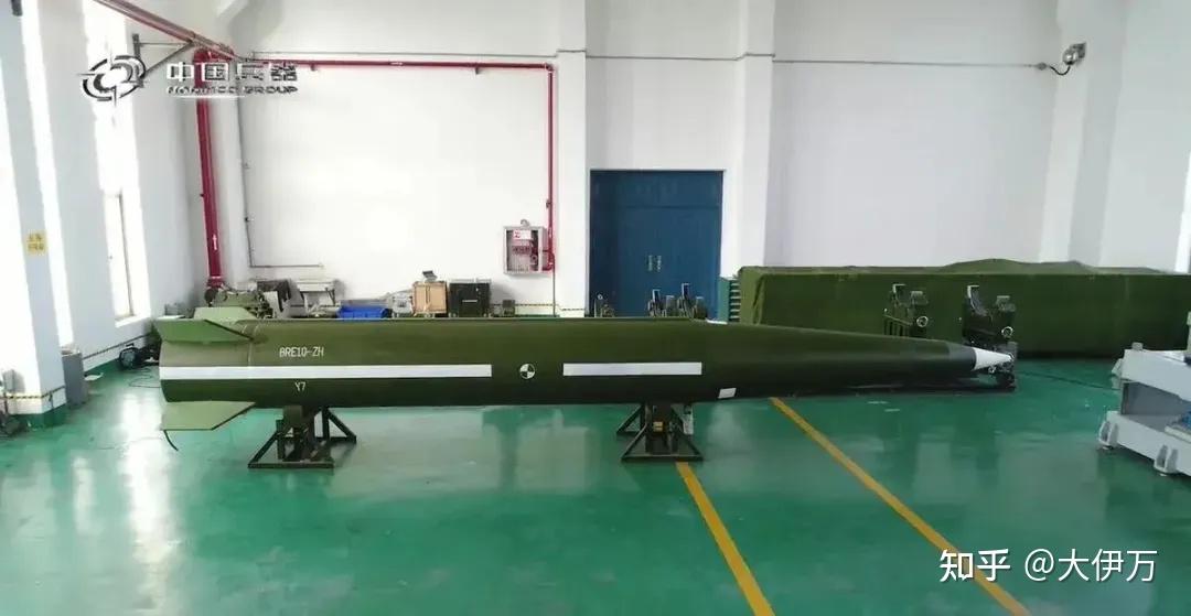中国BRE-10型火箭弹，射程超过500公里？网友：还能打巡飞弹！ - 知乎