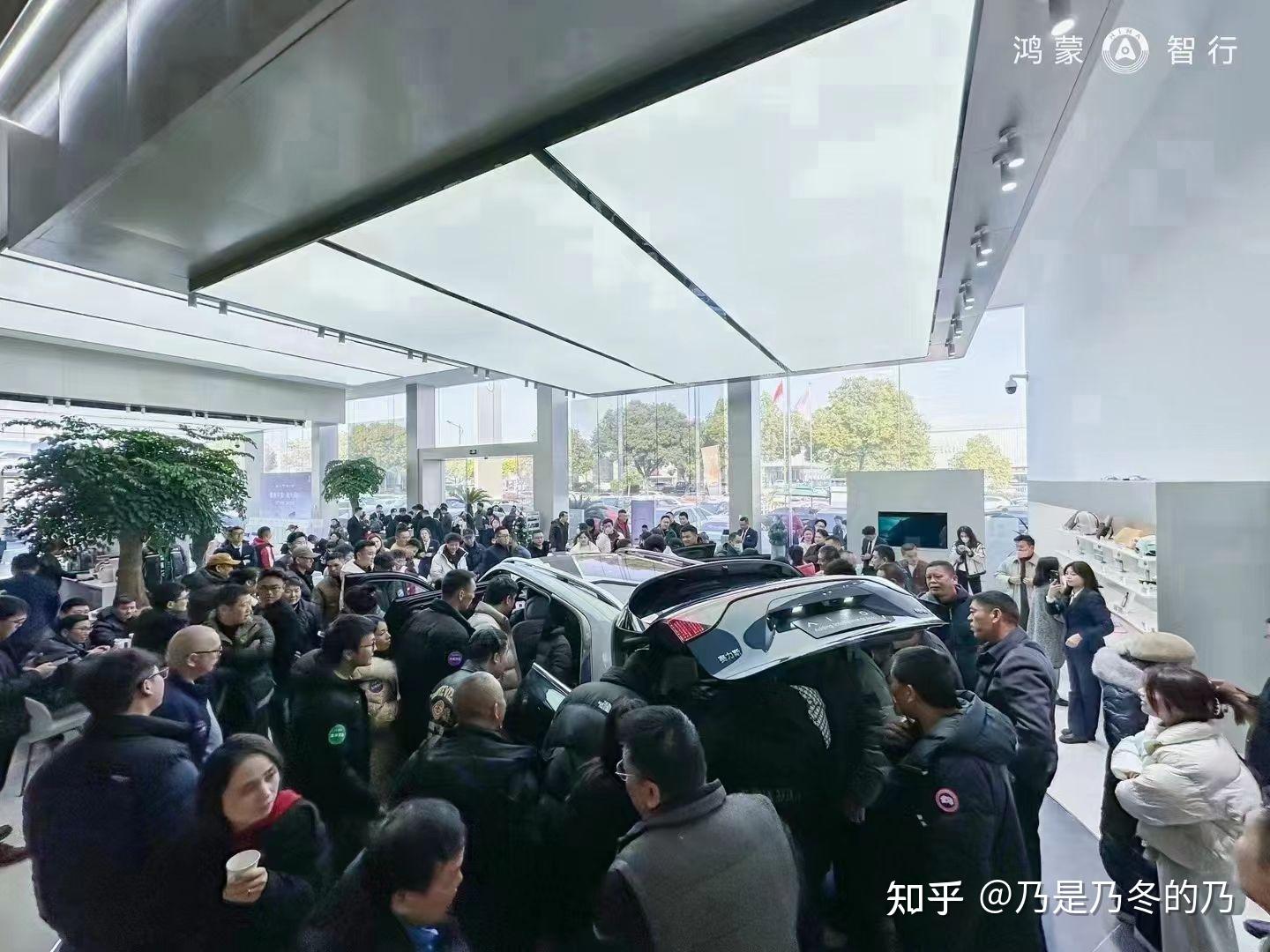 华为正式发布问界 M9，售价 46.98 万元起，如何评价这款车型？ - 知乎