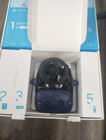 C位观影，VR游戏，VIVE Pro Eye开箱体验 - 知乎