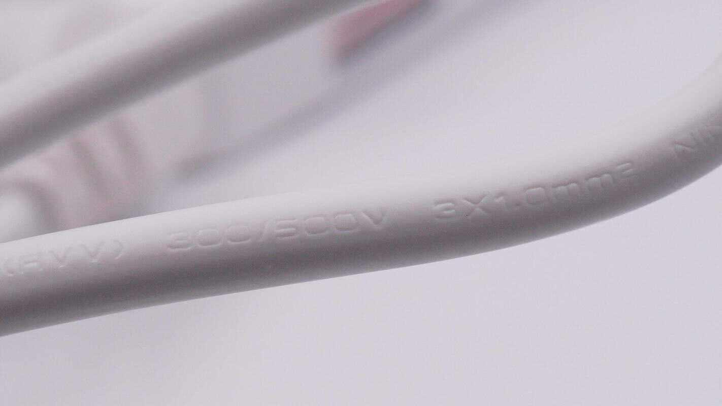 拆解报告：lengon良工六位延长线插座XD-M133 - 知乎