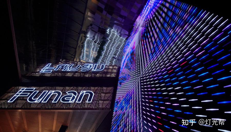 新加坡多媒体艺术装置“Funan Kinetic Wall” - 知乎