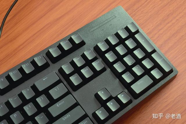 CHERRY轴键盘阵营全能SR英雄体验，雷柏V808 - 知乎