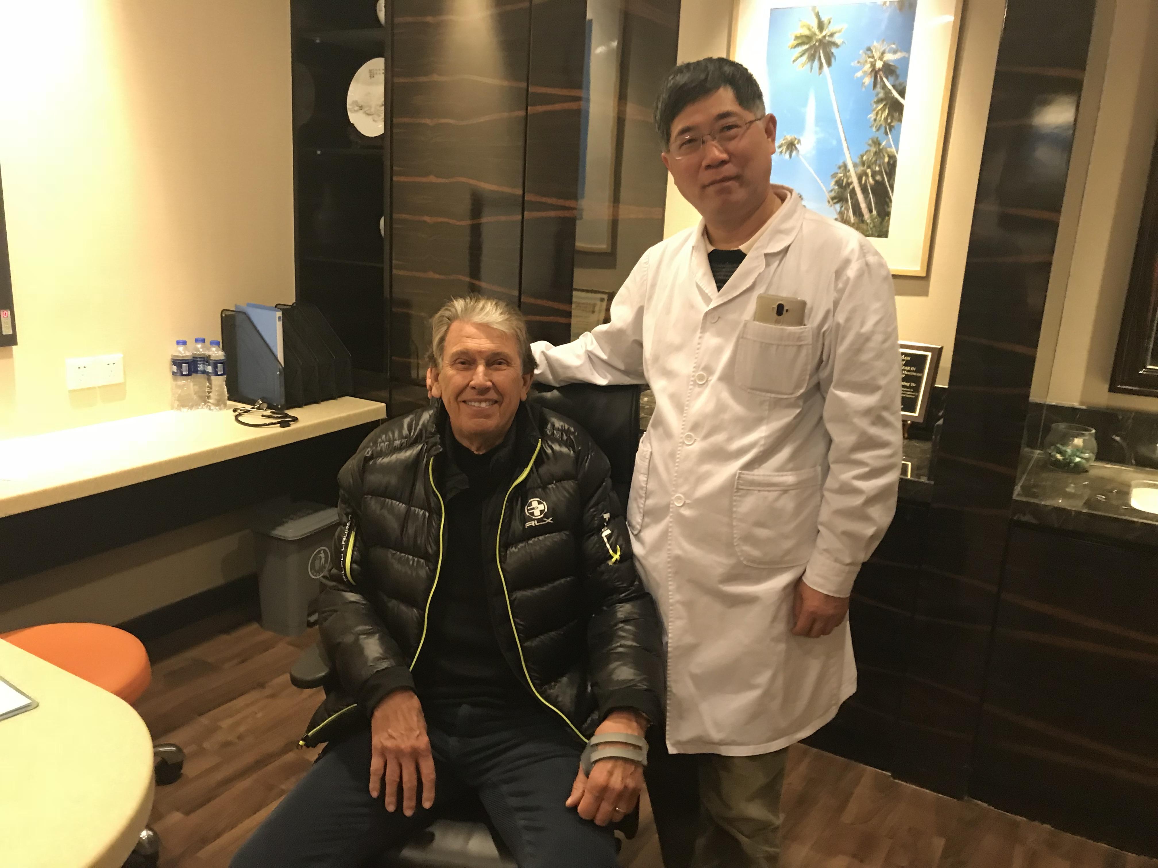 国际颅面外科教授Kenneth E. Salyer及《journal of craniofacial surgery》主编Mutaz.B ...