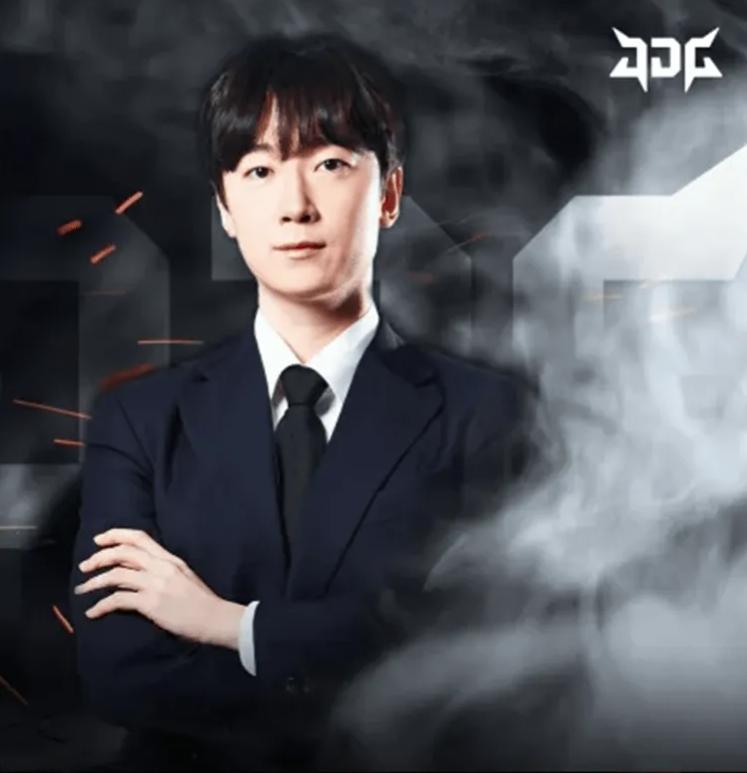 JDG官宣主教练Mafa和分析师Lyn加入：期待在新赛季并肩作战 - 知乎