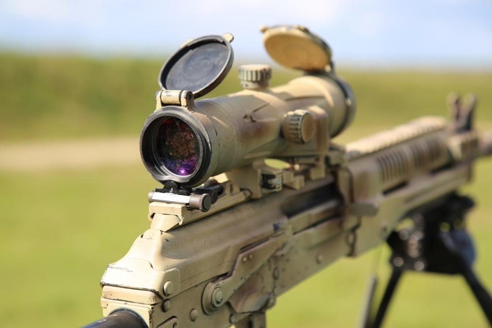 如何评价AK12？ - 知乎