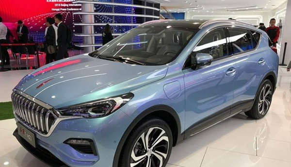 对标宋PLUS DM-i，家族首款燃油紧凑型SUV，全新红旗HS3谍照曝光 - 知乎