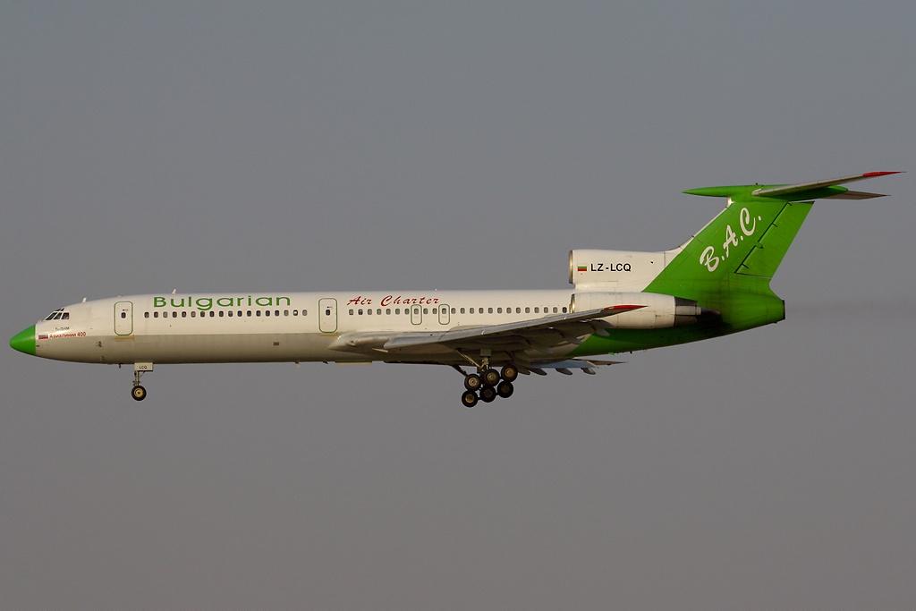 图-154 / Tupolev Tu-154（第二部分：运用者、事件和事故、在展飞机、规格）- 中英文维基百科词条融合，由辽观搬运、翻译、整合 ...