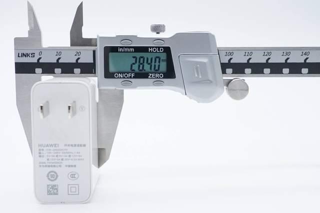 SCP 90W快充，单C极致输出，华为90W充电器评测 - 知乎