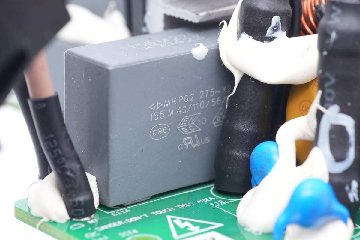 拆解报告：HUAWEI华为750W白金牌服务器电源EPW750-12A - 知乎