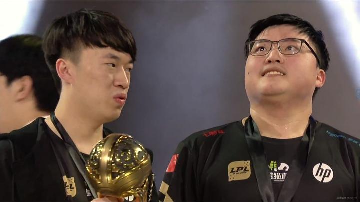 Uzi建议MSI出皮肤，自己可以不要，神超说出真相：九套皮肤不好做 - 知乎