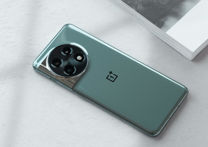 OPPO发力凶猛、骁龙8Gen2手机低至3699元，拥有2K屏和100W快充 - 知乎