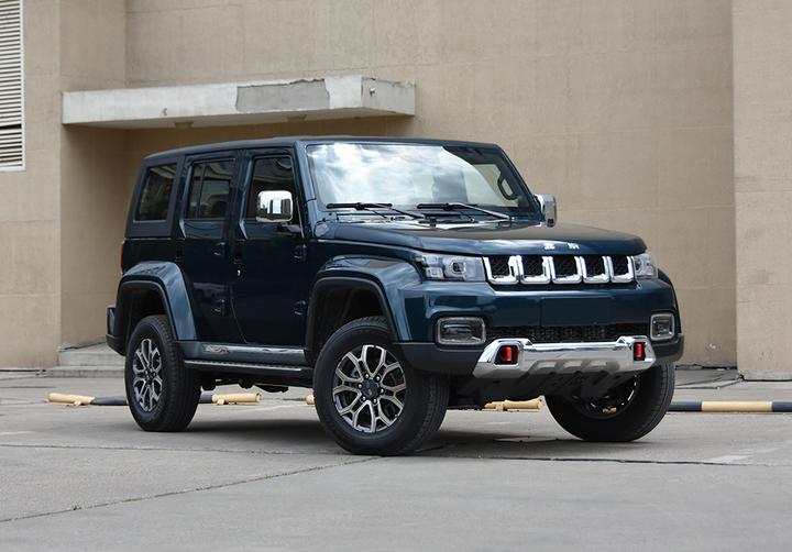 号称“国产牧马人”，内饰却像奔驰G，北汽硬派越野车16.49万起 - 知乎