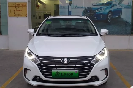 比亚迪秦EV 450到店实拍，产品力更强大 - 知乎