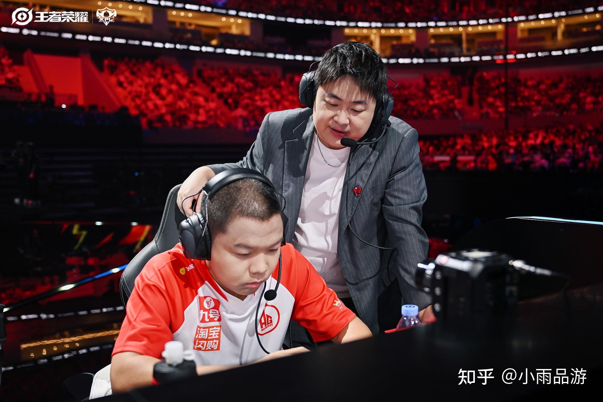 AG五连冠继续刷新历史，大帅三连MVP，成第二个游走位FMVP - 知乎