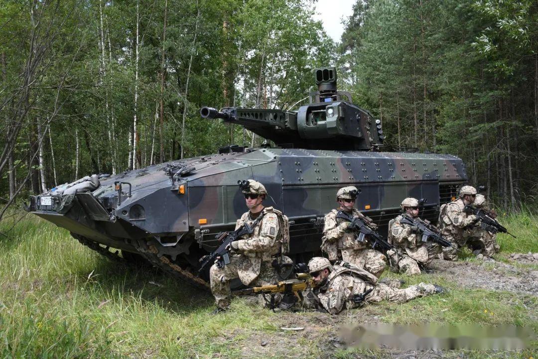 得加钱！德国陆军继续升级PUMA步兵战车 - 知乎