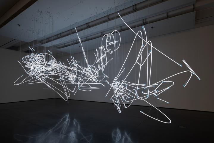 六平米百科│Cerith Wyn Evan（塞里斯·温·埃文斯） - 知乎