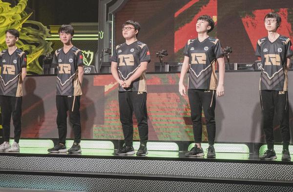 「威客电竞LOL」自家封王真的难，盘点LPL主场失利纪录 - 知乎