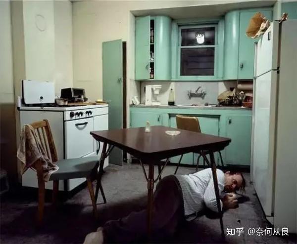 是摆拍也是真实【摄影师杰夫沃尔（Jeff Wall）介绍】 - 知乎