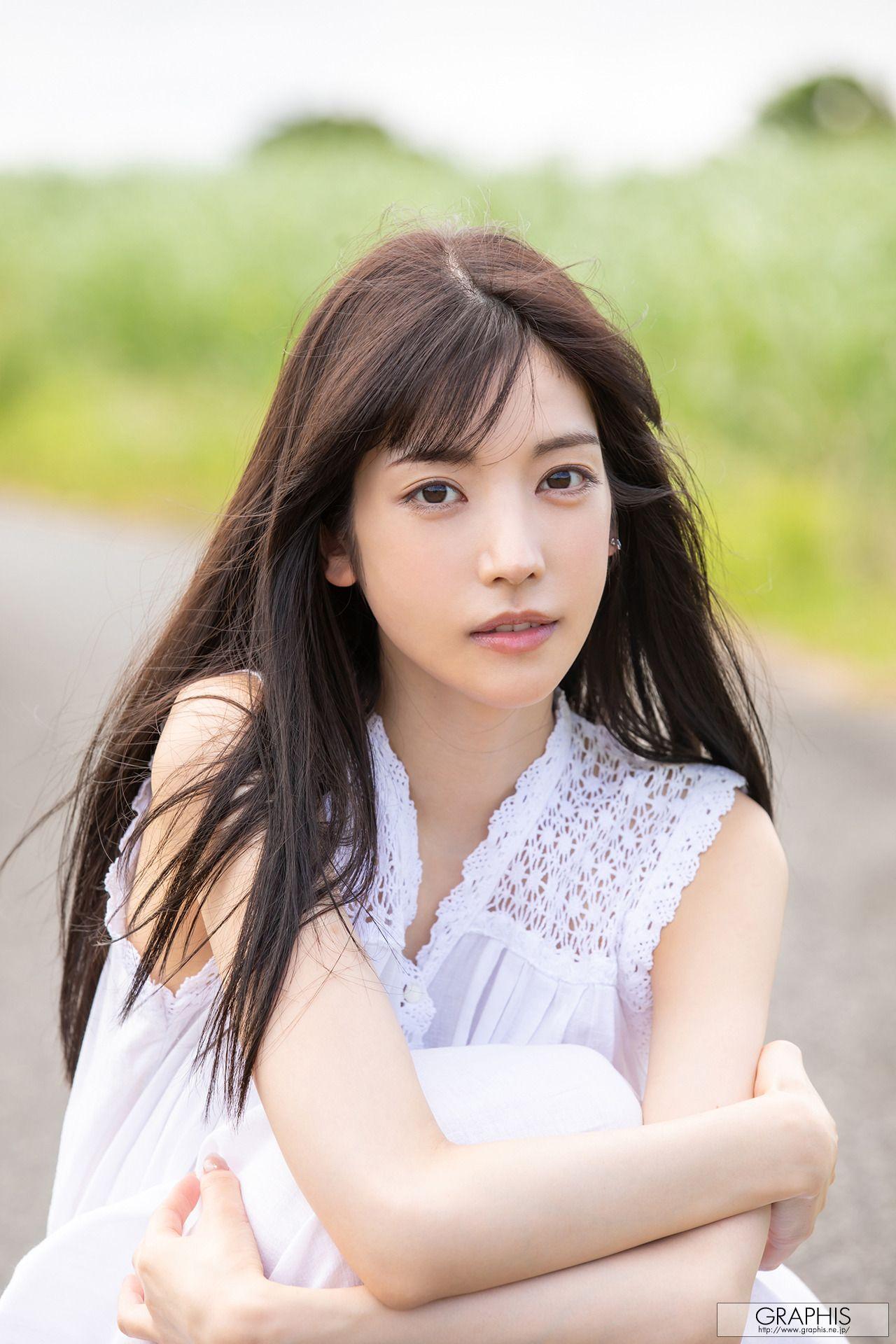 请问枫可怜有啥代表作? - 知乎