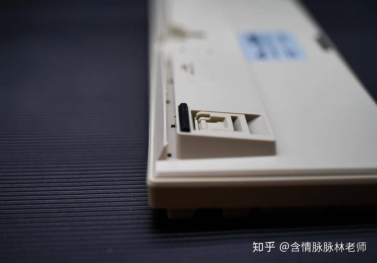 致敬经典，Akko 3018 9009无线双模键盘体验