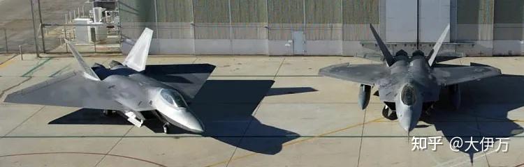 世界首款双座五代机横空出世！当年美国PPT的F/B-22，让歼-20实现了？ - 知乎