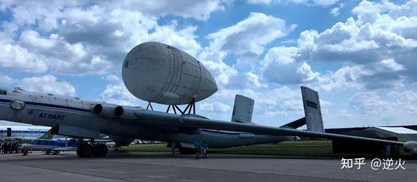 苏联米亚4轰炸机！油耗量巨大且航程短，还能背着罐子运天然气！ - 知乎