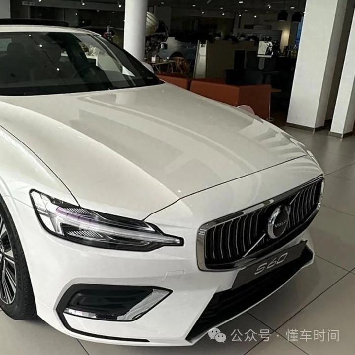 大降价还是被冷落的豪车！沃尔沃S60跌至18.9万，值得入手吗？ - 知乎