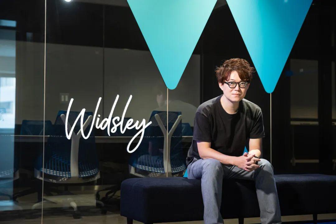 标志 | 苹果标志设计师 Rob Janoff 最近公开的两件新作品！ - 知乎