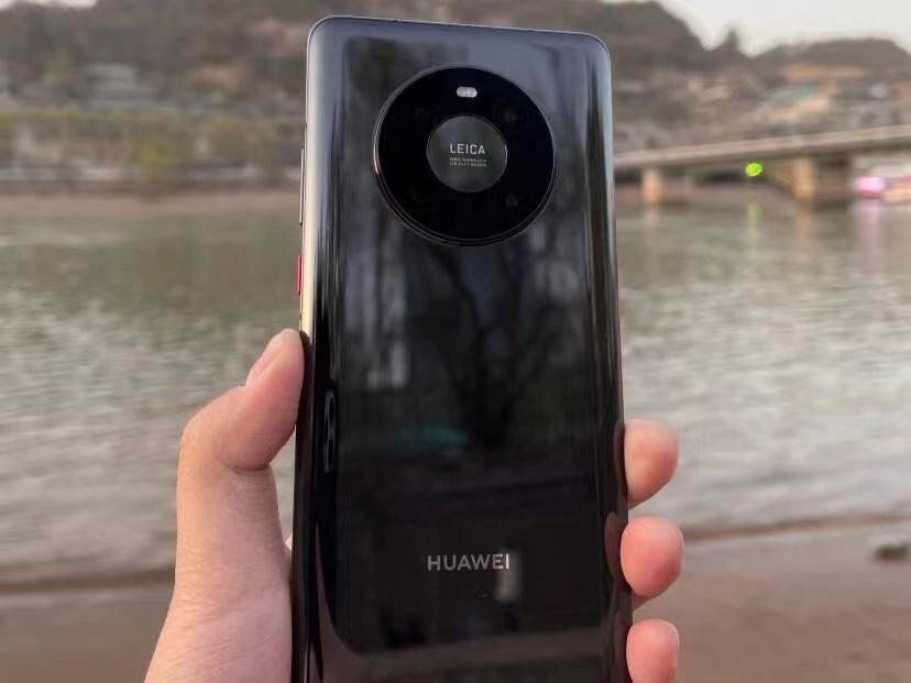 magic4和华为mate40Pro哪个好?