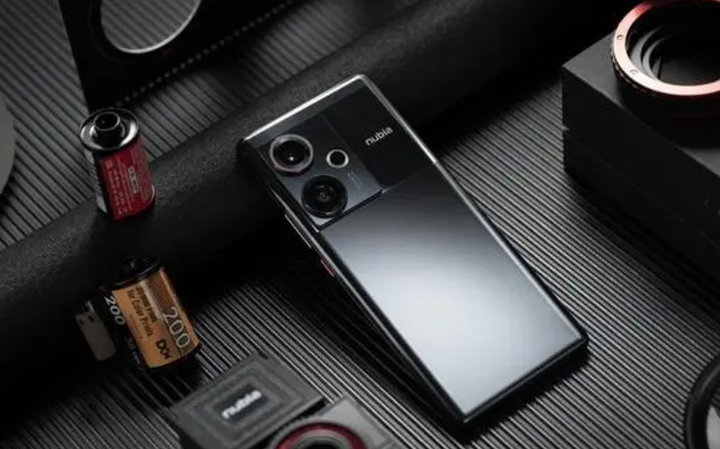 比摩托罗拉更卷，努比亚Z50再创纪录，骁龙8Gen2仅售2999 - 知乎