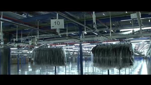 看完ZARA的生产线，你会发现其他的品牌都弱爆了！（超详细解读ZARA，干货满满不容错过！） - 知乎