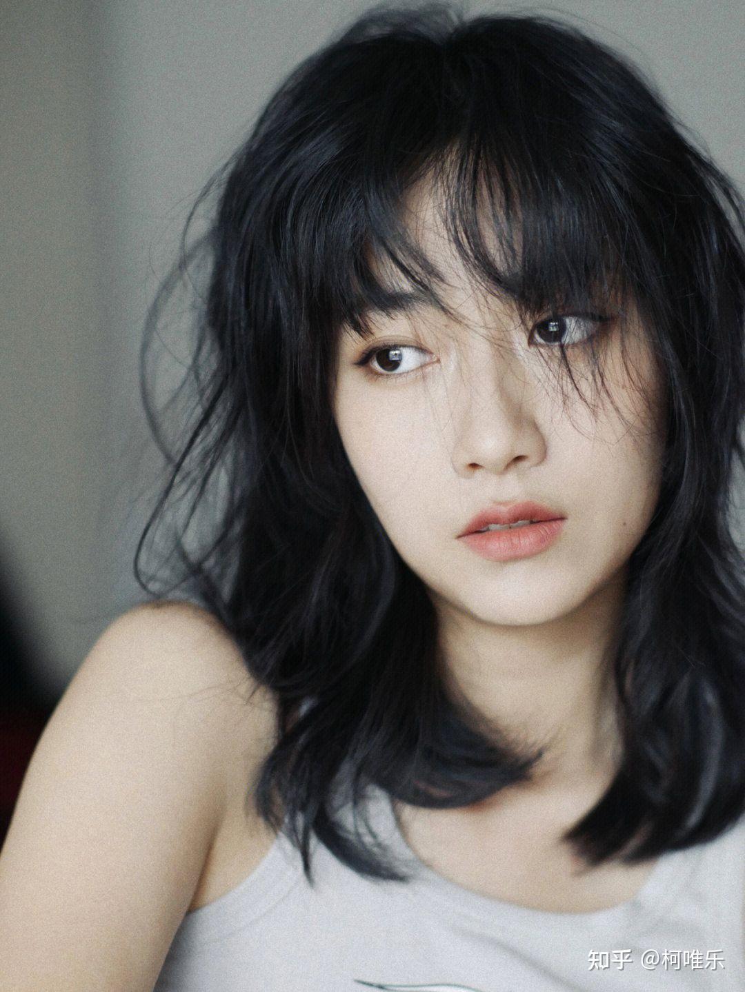 阴天 在不开灯的房间 - 知乎