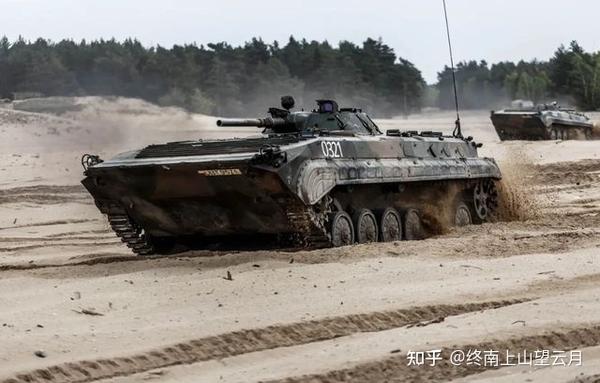 现代化改进后的BMP-2M步兵战车 - 知乎