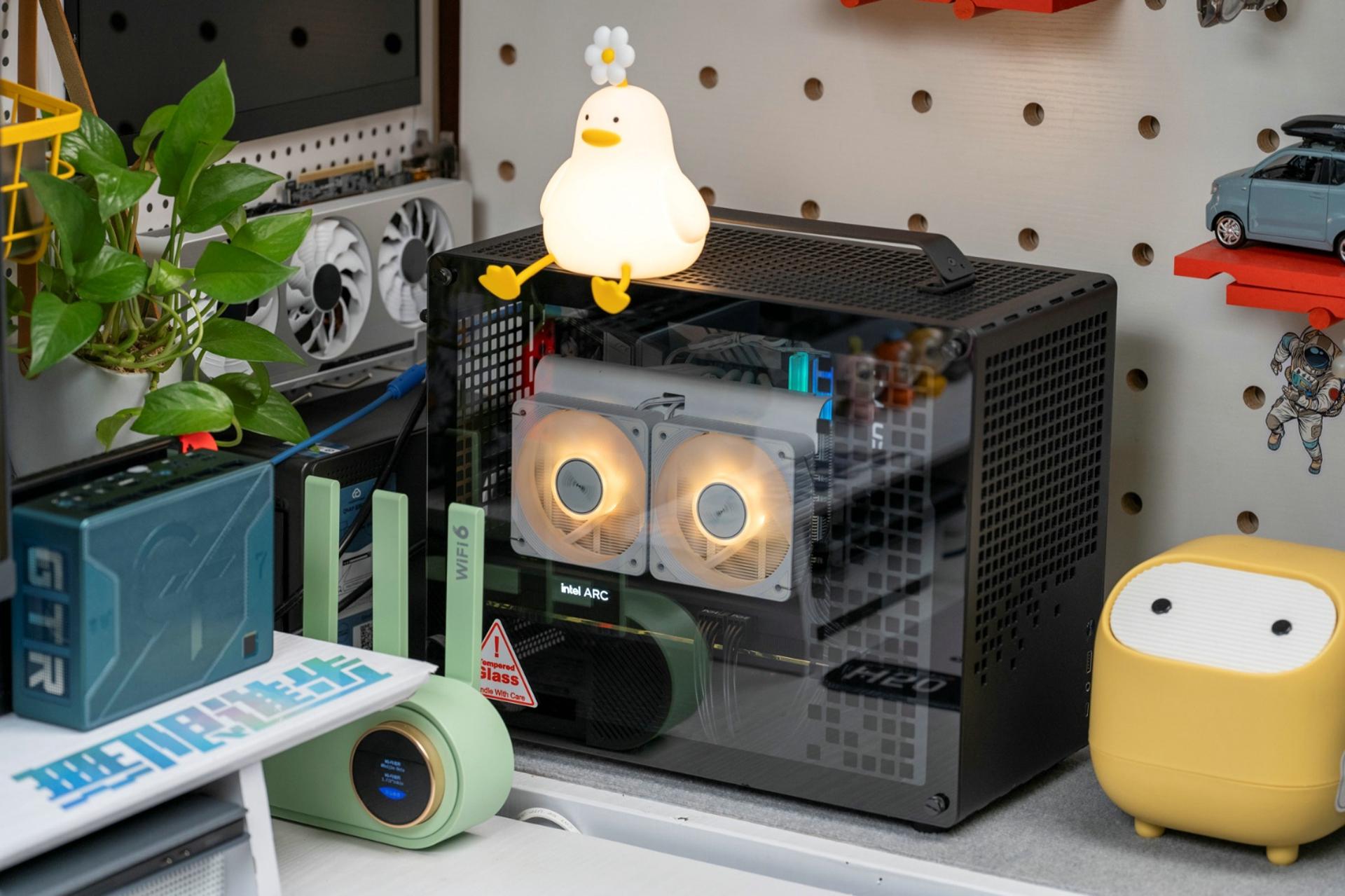 20L小尺寸 M-ATX机箱装机，乔思伯Z20打造精致桌面电脑