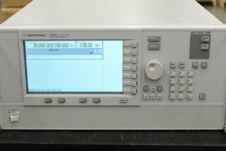 安捷伦Agilent E8241A信号发生器20G - 知乎