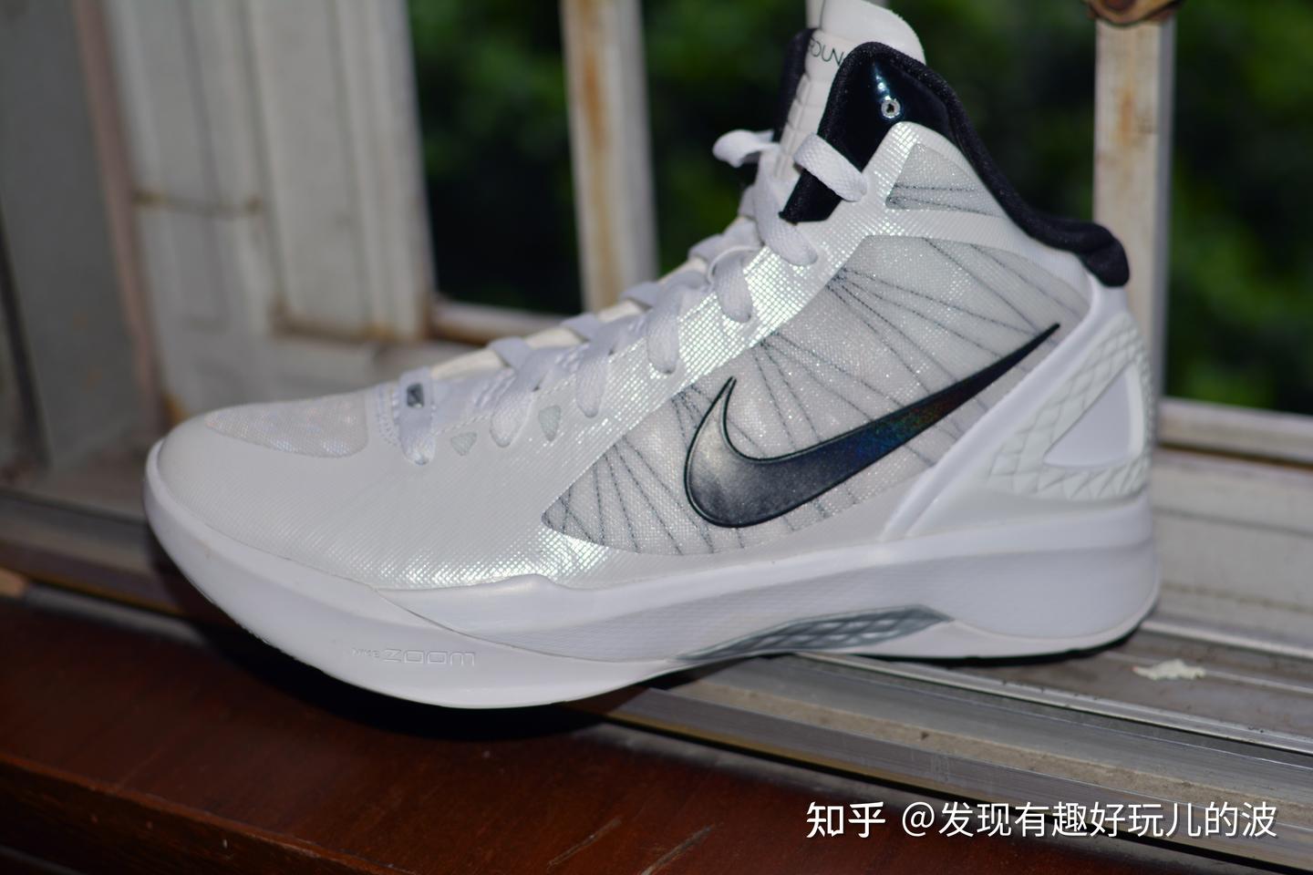 NIKE Hyperdunk 系列终极，我也是那个穿着Hyperdunk的家伙，爷青结。 - 知乎