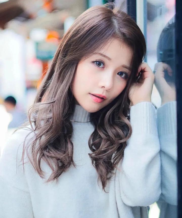 萝莉系女神的灵魂人物-永濑唯(永瀬ゆい，饭岛里奈)Yui Nagase！！！ - 知乎