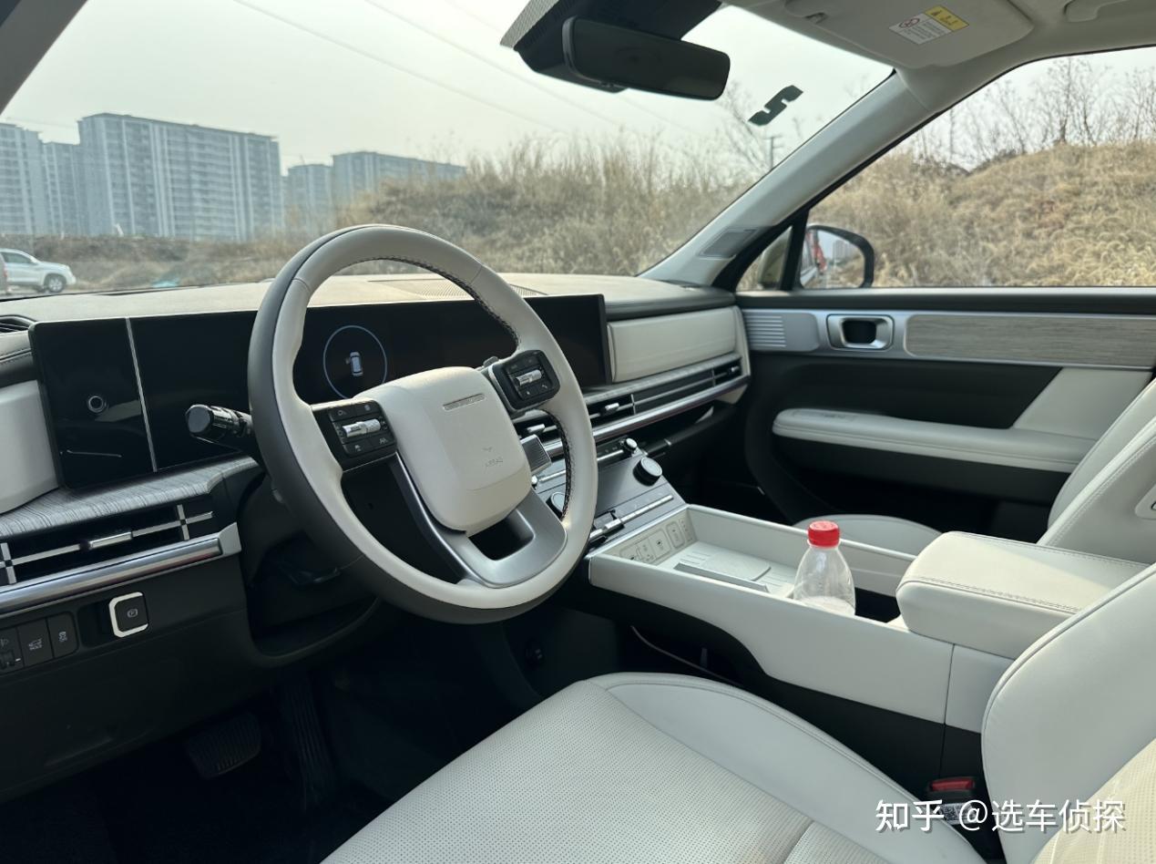2025款现代胜达怎么样？8AT变速箱如何，HTRAC智能四驱技术 - 知乎