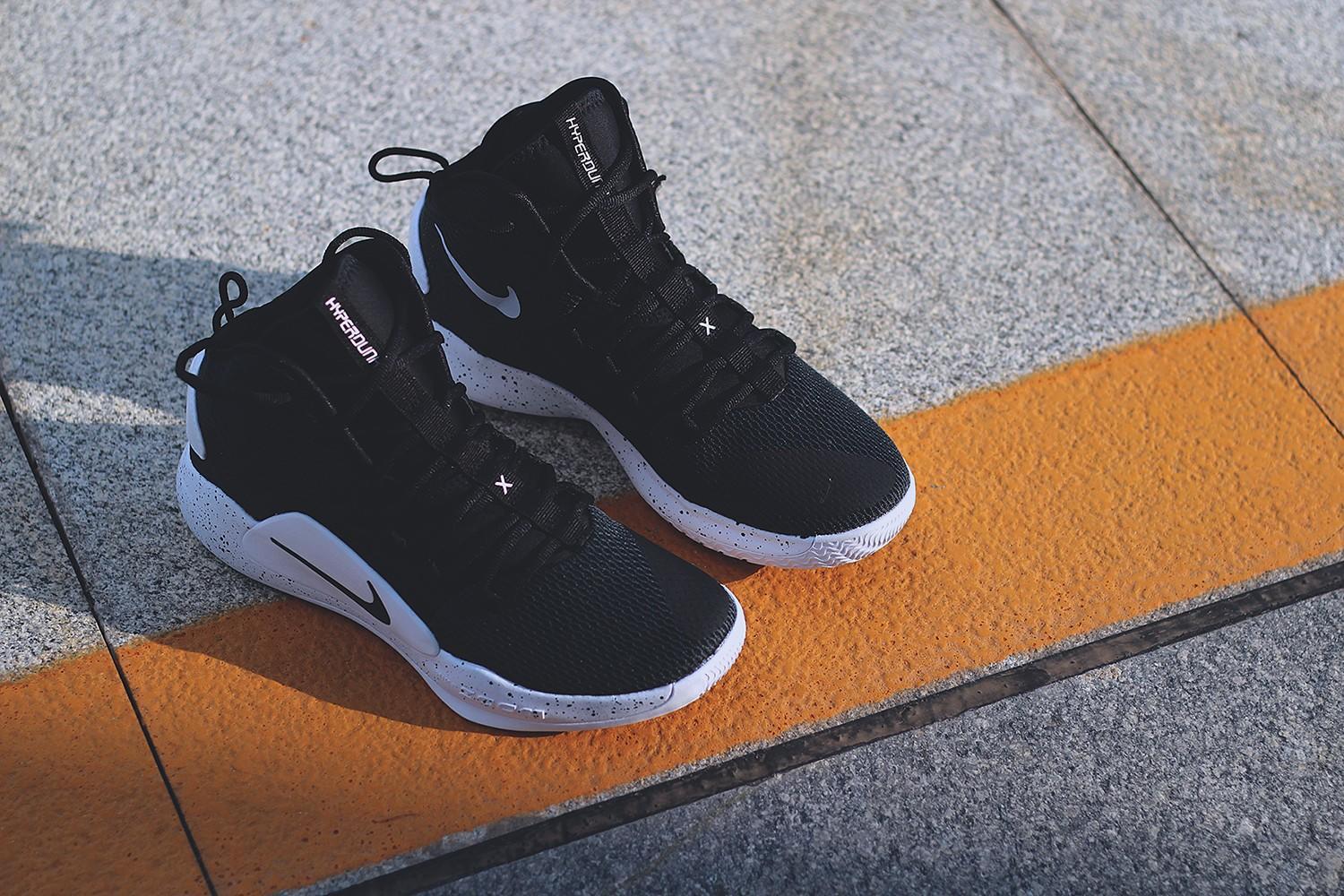 如何评价收官作品Nike Hyperdunk X？ - 知乎