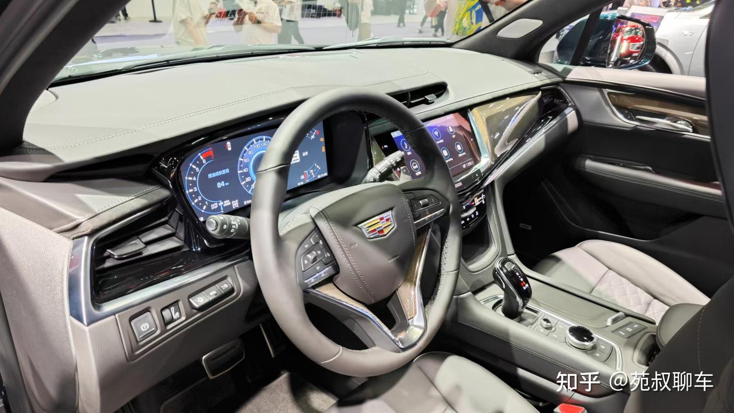 豪华大型SUV普惠者 限时一口价34.99万起 新XT6上市 - 知乎