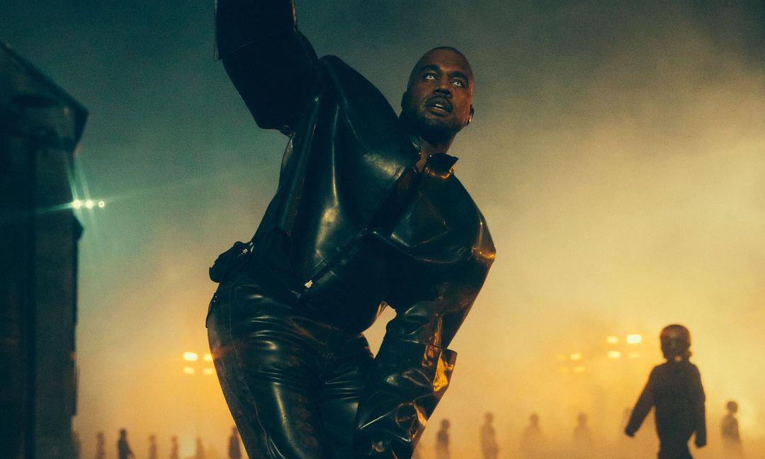 各种彩蛋和细节？《DONDA 2》试听会全方位解析 - 知乎