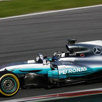 F1闪现“冠军车”，让我们来一睹其风采 - 知乎