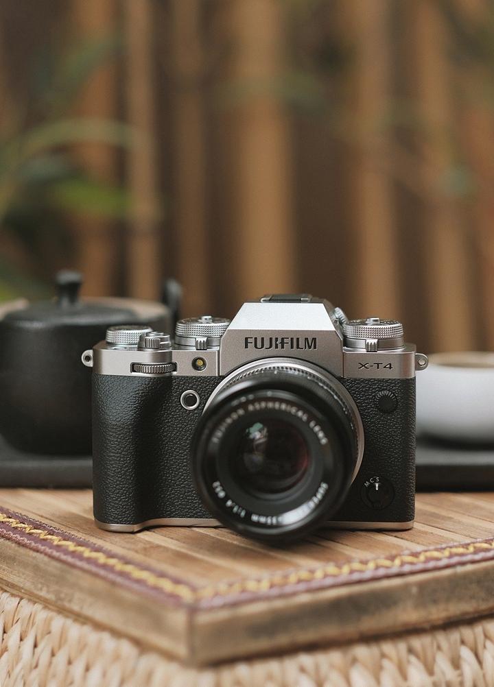 2021年富士xt4值得买吗？富士xt4和xt3对比怎么样？富士xt4配什么镜头比较好？ - 知乎