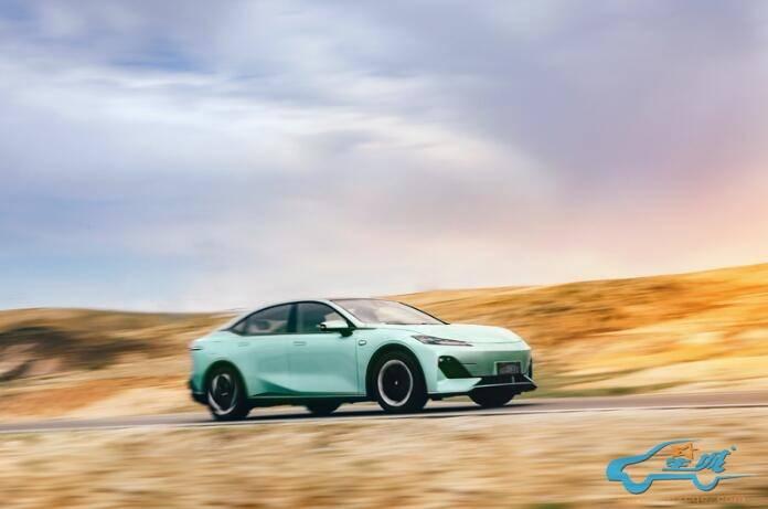 深蓝SL03搭载多项全球首发 将于7月25日正式上市 - 知乎