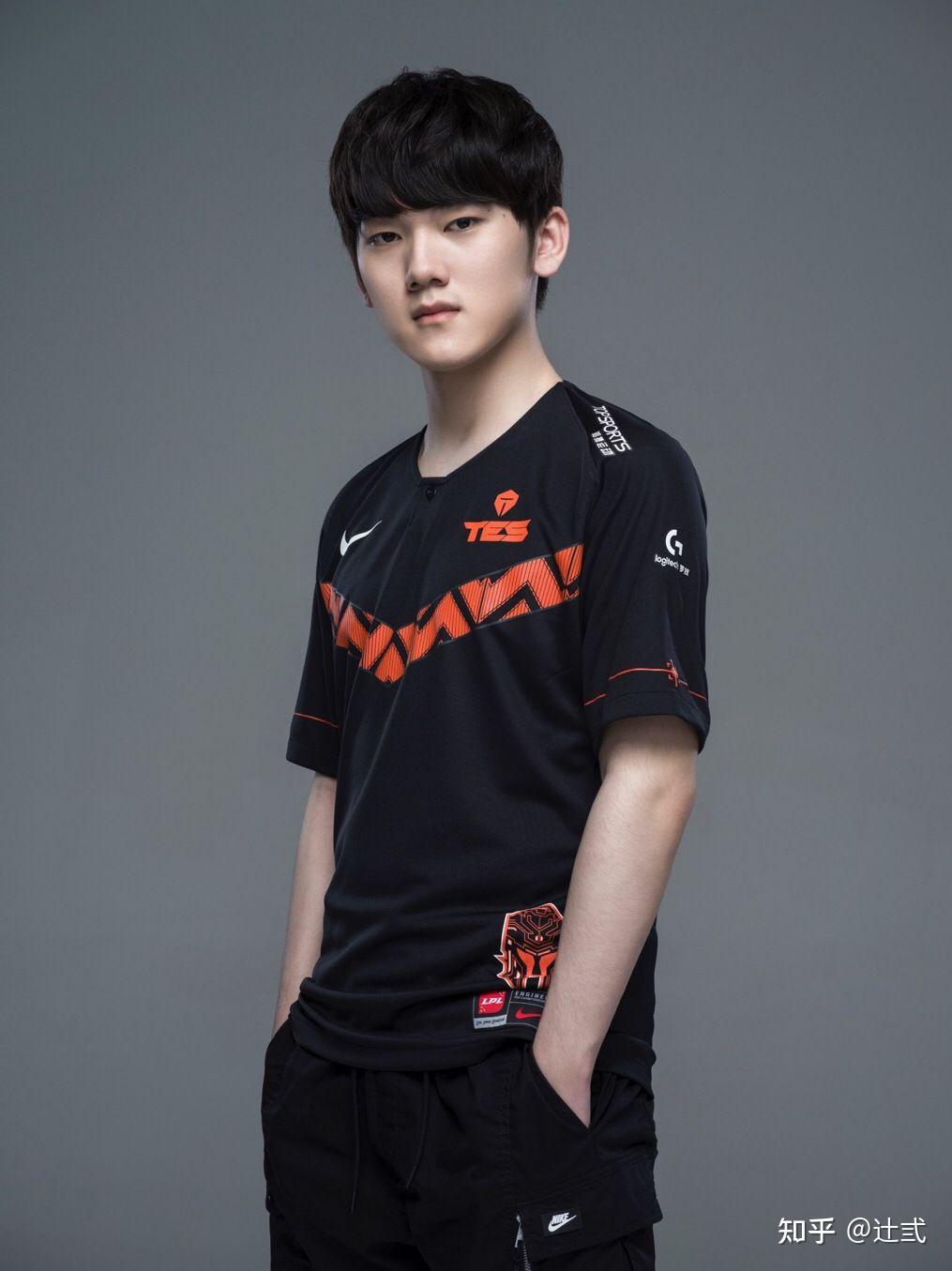 为什么Jackeylove在选手圈子里能这么受欢迎啊？ - 知乎